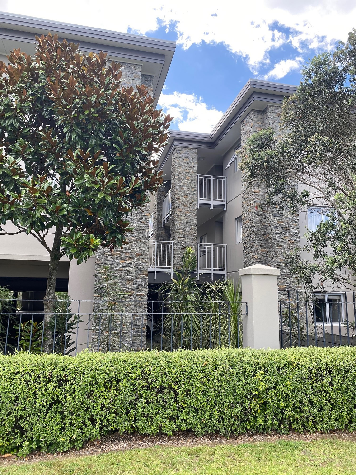 Heavily Bagged Cape Brown Panel - Craftstone